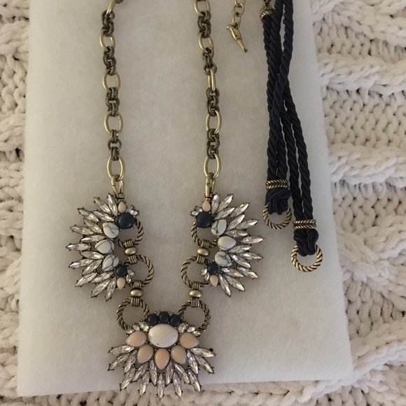 Chloe + Isabel | Jewelry | Chloe And Isabel Necklace | Poshmark
